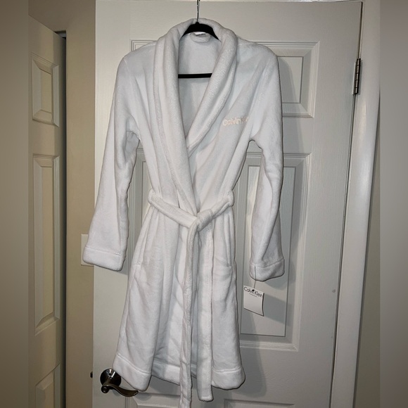 Calvin Klein | Intimates & Sleepwear | Nwt Calvin Klein Robe | Poshmark